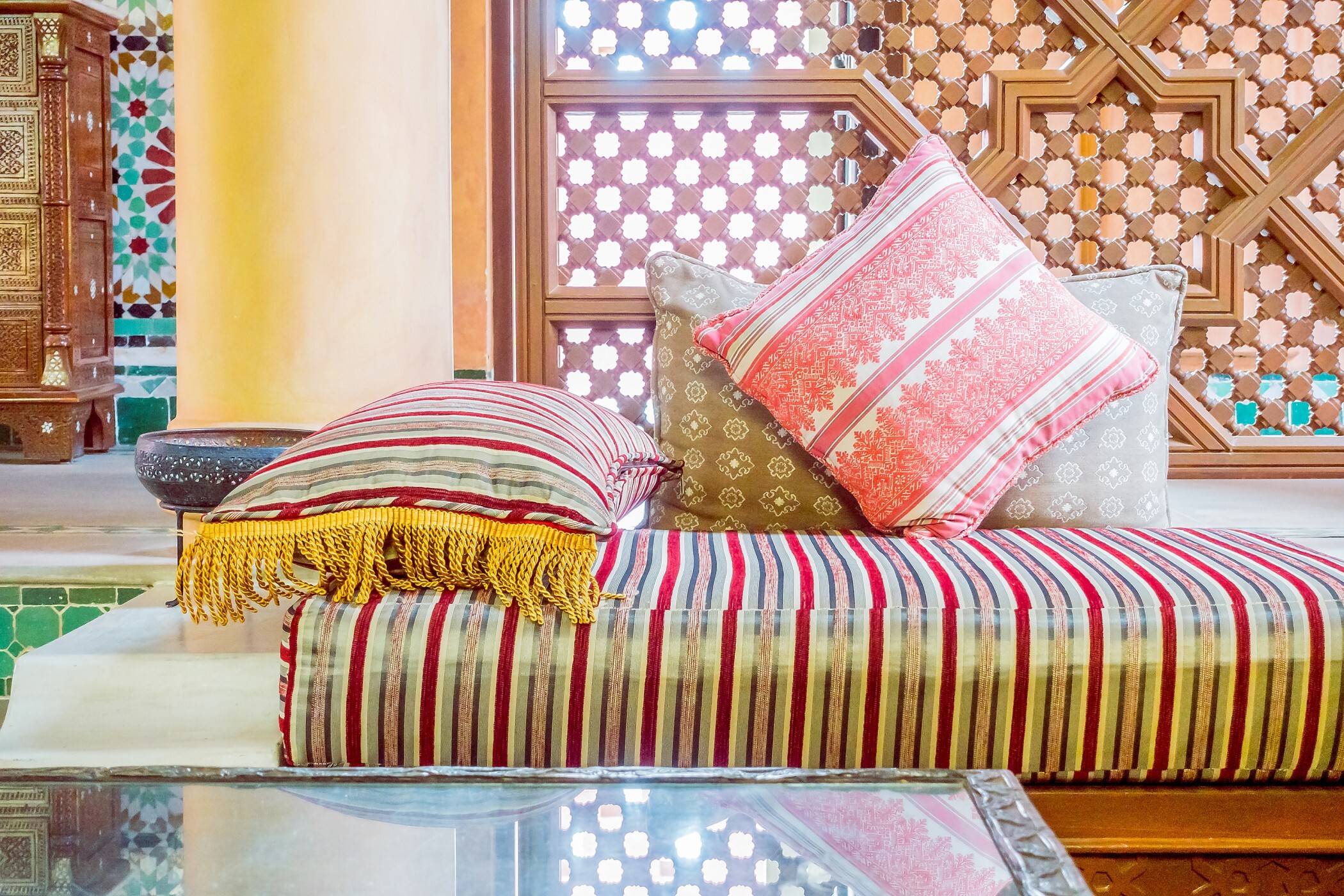 Boho Is Back - Decor Ideas To Curate An Eclectic, Carefree Interior