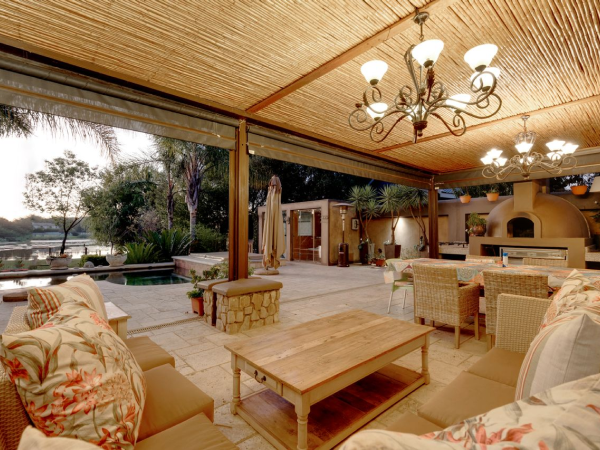 The captivating beauty of earthy decor | Lew Geffen Sotheby's ...